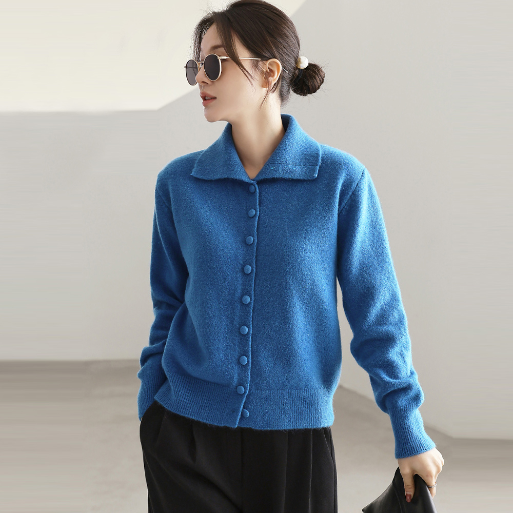 퀸잇 - 콩단추 카라 니트가디건 KN17