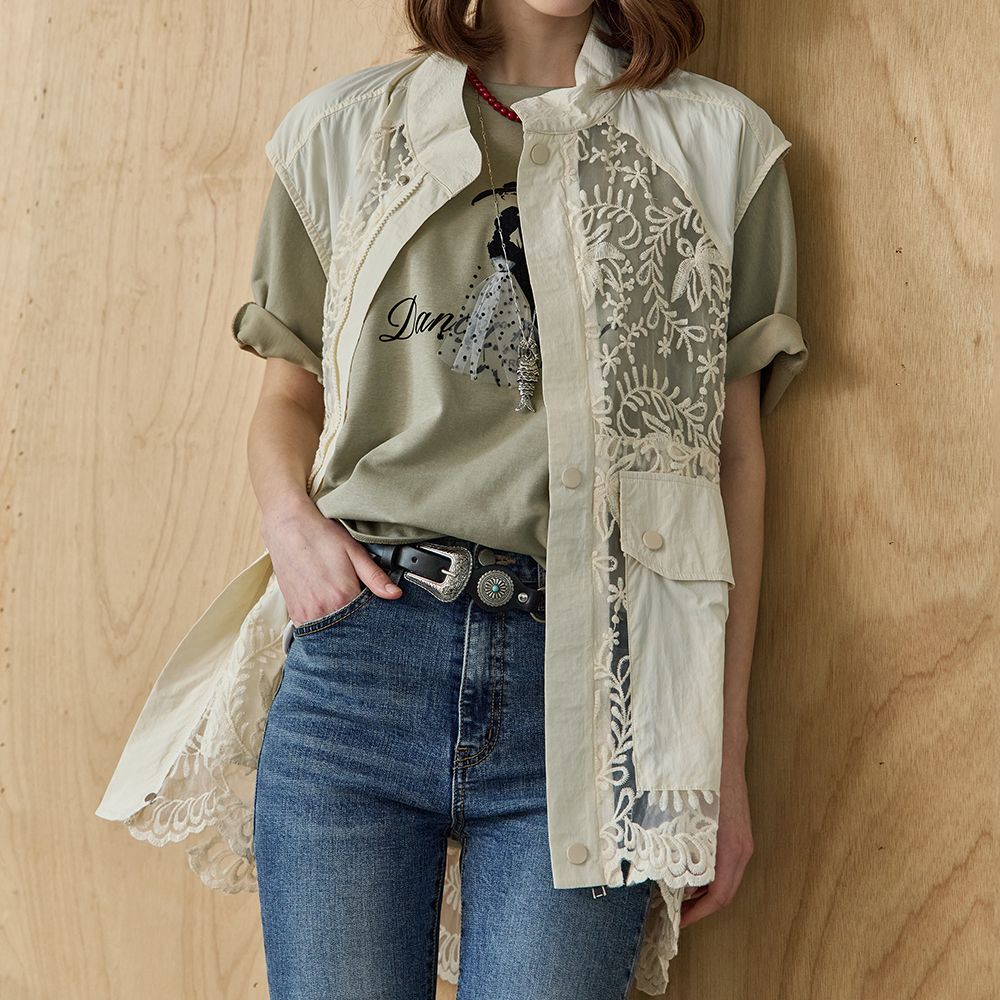 퀸잇 - [M.GRAF] 스캘럽 레이스 플랩포켓 아노락 베스트